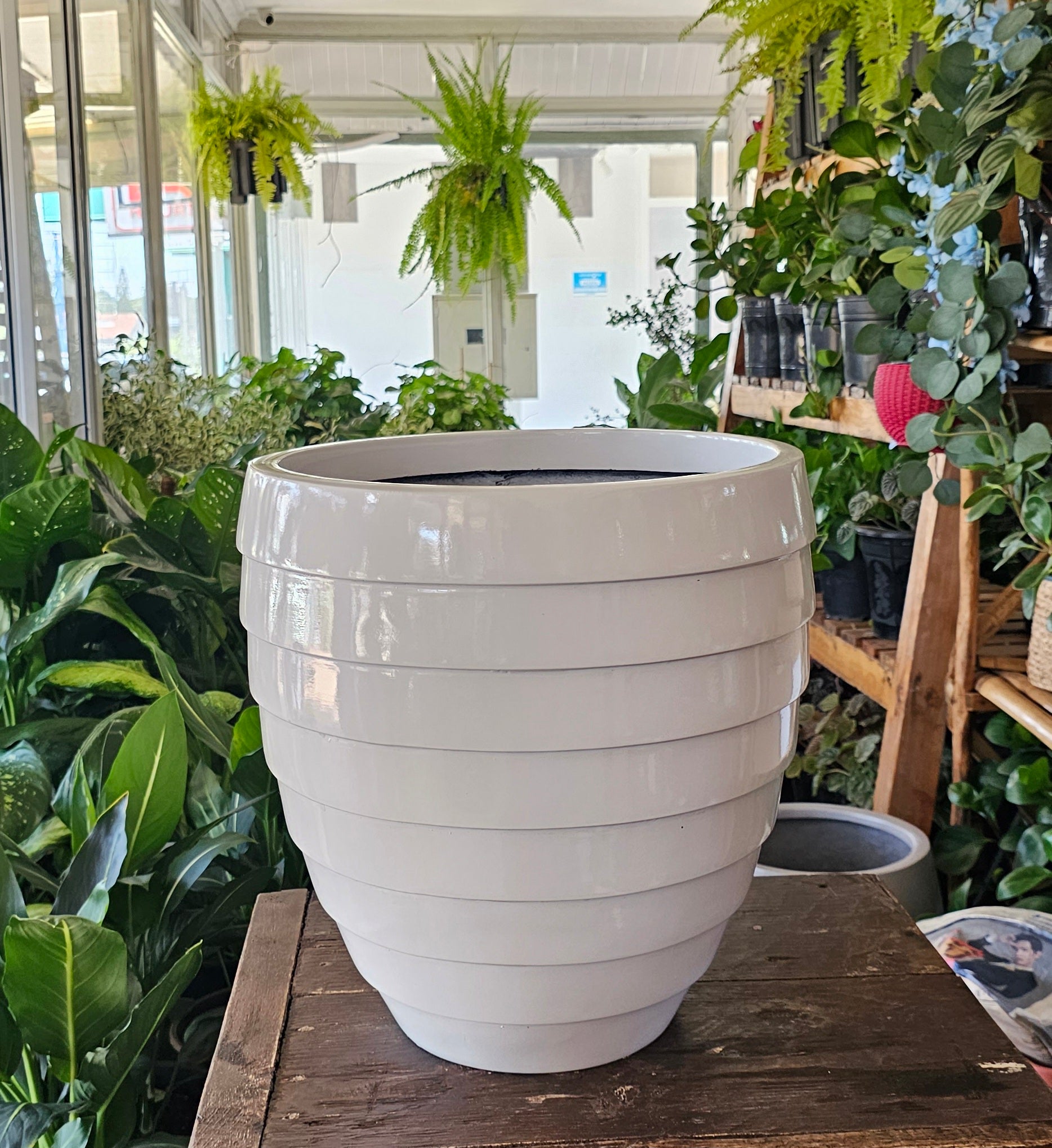 Horizontal Lines Fibre Pots – Planty Kenya